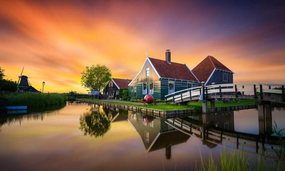 The ultimate top 25 most beautiful... - Amsterdam Daily News ...