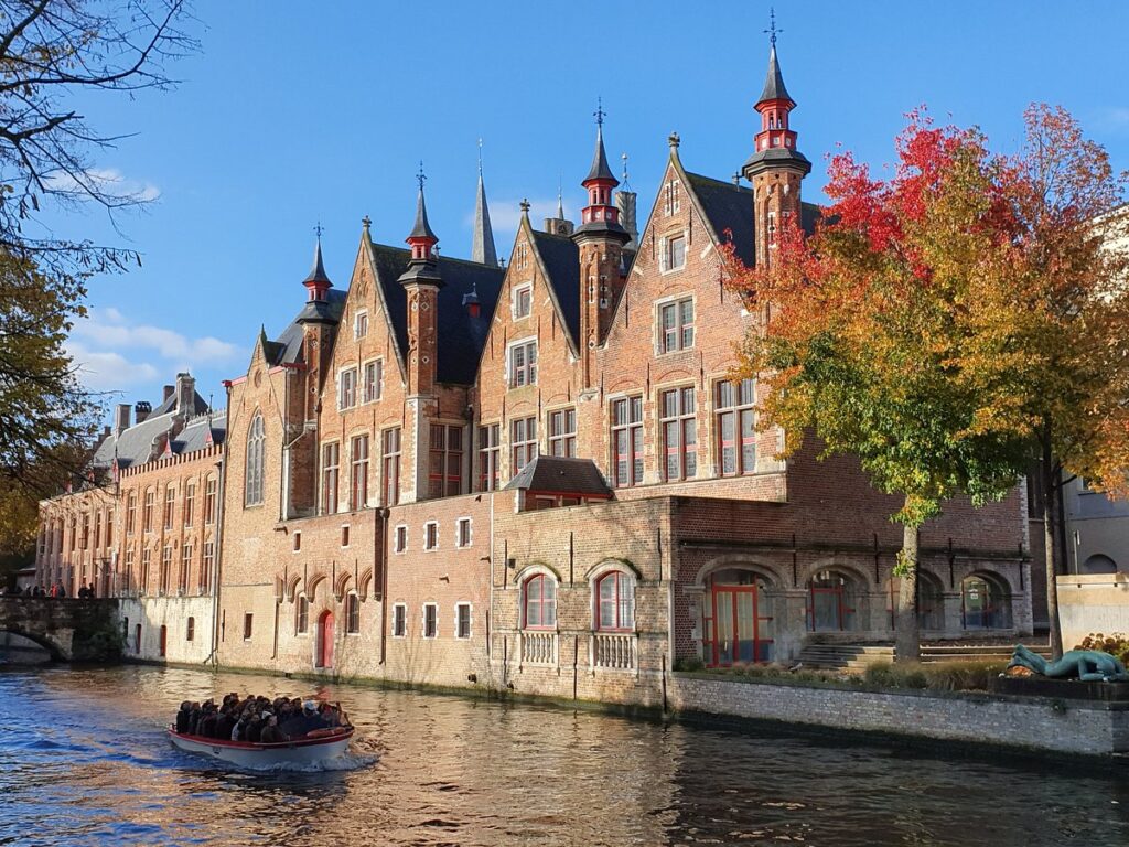 Brugge - Belgium Travel Guide 2022 - Amsterdam Daily News Netherlands ...