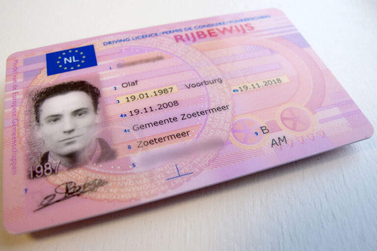 The number of people holding a driver's license in the Netherlands ...