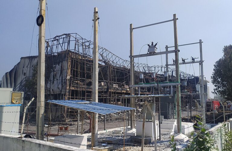 Apple's big factory in India burned down - Amsterdam Daily News ...