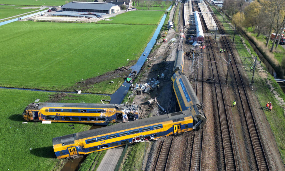 Train services between Leiden and The Hague suspended for at least 1 ...